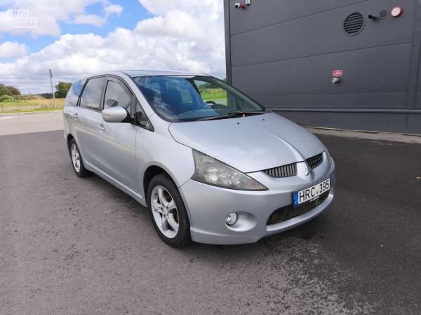 Mitsubishi Grandis 2008 Kauņa, ar dzinēja tilpumu 2.00 L un nobraukumu 420 tūkst. km par 1000 €, foto 3 vietnē AUTOMOTO.COM.LV