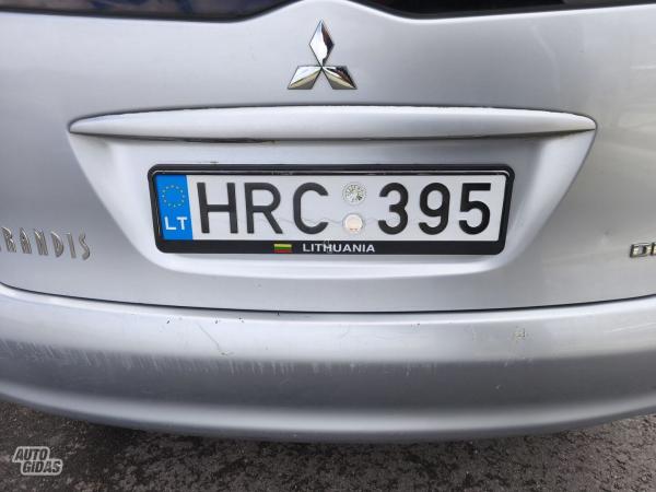 Mitsubishi Grandis 2008 Kauņa, ar dzinēja tilpumu 2.00 L un nobraukumu 420 tūkst. km par 1000 €, foto 11 vietnē AUTOMOTO.COM.LV