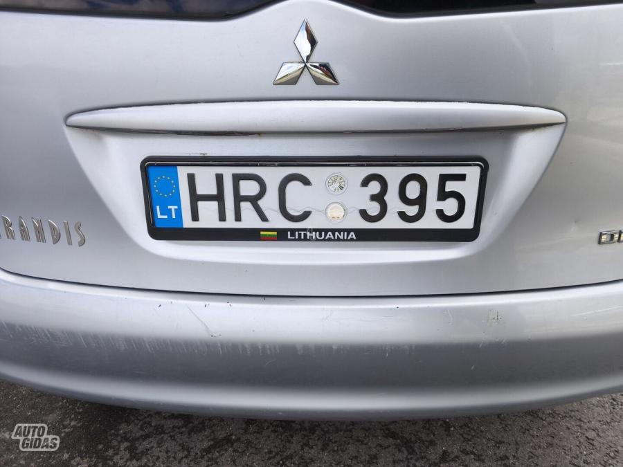 Mitsubishi Grandis 2008 in Kaunas, with an engine capacity of 2.00 L and mileage of 420 thousand km for 1000 €, photo 11 on AUTOMOTO.COM.LV