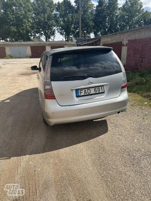 Mitsubishi Grandis 2008 Ukmergė, ar dzinēja tilpumu 2.00 L un nobraukumu 300 tūkst. km par 1000 €, foto 5 vietnē AUTOMOTO.COM.LV