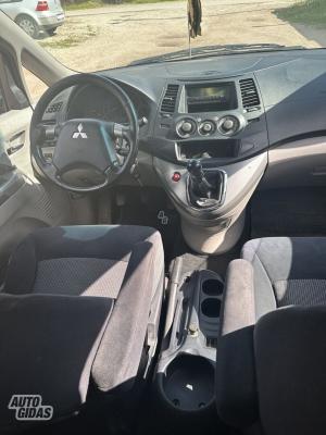 Mitsubishi Grandis 2008 Ukmergė, ar dzinēja tilpumu 2.00 L un nobraukumu 300 tūkst. km par 1000 €, foto 7 vietnē AUTOMOTO.COM.LV