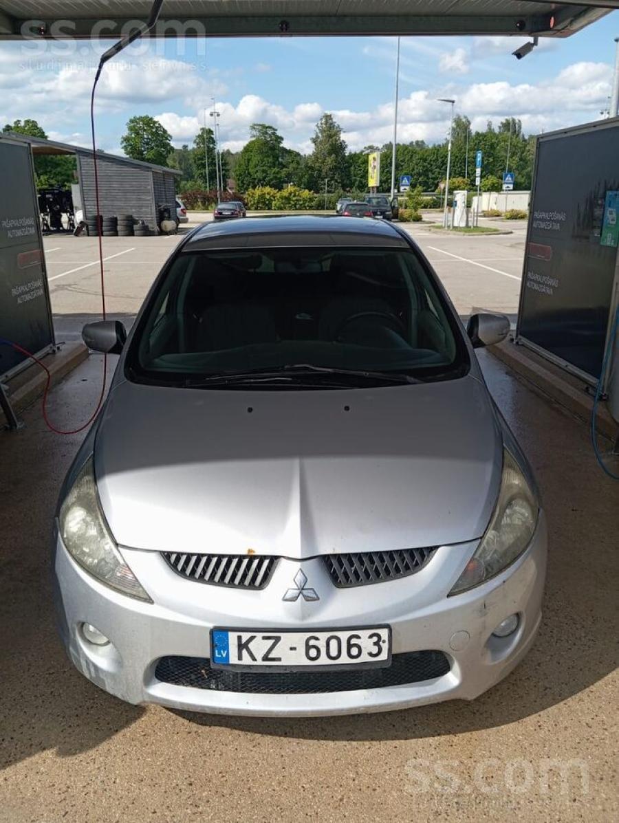 Mitsubishi Grandis 2009 Ogre, ar dzinēja tilpumu 2.00 L un nobraukumu 212 tūkst. km par 1950 €, foto 1 vietnē AUTOMOTO.COM.LV