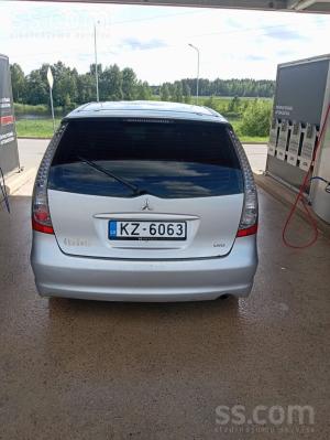 Mitsubishi Grandis 2009 Ogre, ar dzinēja tilpumu 2.00 L un nobraukumu 212 tūkst. km par 1950 €, foto 4 vietnē AUTOMOTO.COM.LV