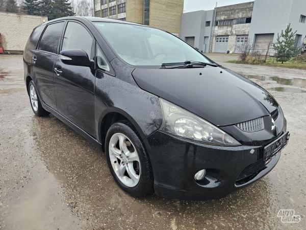 Mitsubishi Grandis 2009 in Vilnius, with an engine capacity of 2.00 L and mileage of 297 thousand km for 2450 €, photo 2 on AUTOMOTO.COM.LV