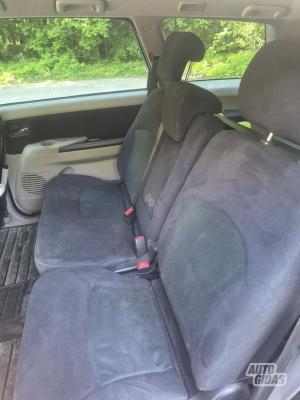Mitsubishi Grandis 2009 in Alytus, with an engine capacity of 2.00 L and mileage of 271 thousand km for 2300 €, photo 5 on AUTOMOTO.COM.LV