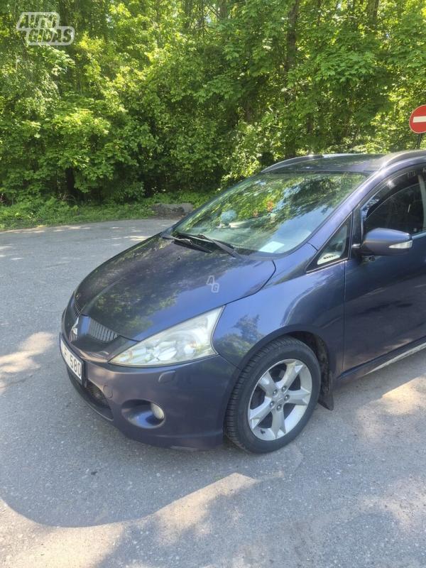 Mitsubishi Grandis 2009 in Alytus, with an engine capacity of 2.00 L and mileage of 271 thousand km for 2300 €, photo 9 on AUTOMOTO.COM.LV