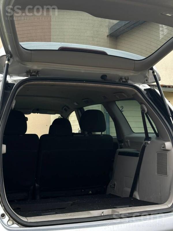 Mitsubishi Grandis 2010 Jelgava, ar dzinēja tilpumu 2.40 L un nobraukumu 250 tūkst. km par 2300 €, foto 9 vietnē AUTOMOTO.COM.LV