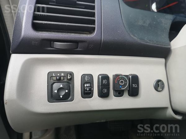 Mitsubishi Grandis 2005 Rīga vietnē Violets Mitsubishi Grandis 2005 Rīga, ar dzinēja tilpumu 2.40 L un nobraukumu 236 tūkst. km par 1300 €, foto 9 vietnē AUTOMOTO.COM.LV