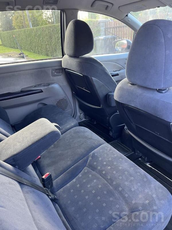 Mitsubishi Grandis 2006 Jelgava vietnē Violets Mitsubishi Grandis 2006 Jelgava, ar dzinēja tilpumu 2.40 L un nobraukumu 266 tūkst. km par 557 €, foto 7 vietnē AUTOMOTO.COM.LV