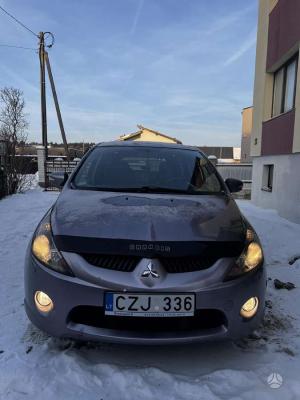 Violets Mitsubishi Grandis 2007 Kauņa, ar dzinēja tilpumu 2.00 L un nobraukumu 233 tūkst. km par 1600 €, foto  vietnē AUTOMOTO.COM.LV