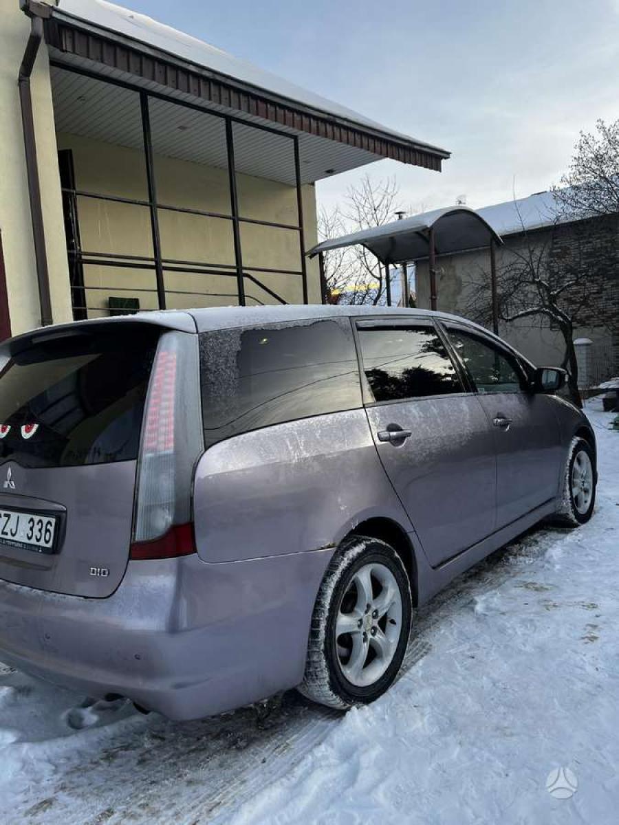 Violets Mitsubishi Grandis 2007 Kauņa, ar dzinēja tilpumu 2.00 L un nobraukumu 233 tūkst. km par 1600 €, foto 3 vietnē AUTOMOTO.COM.LV
