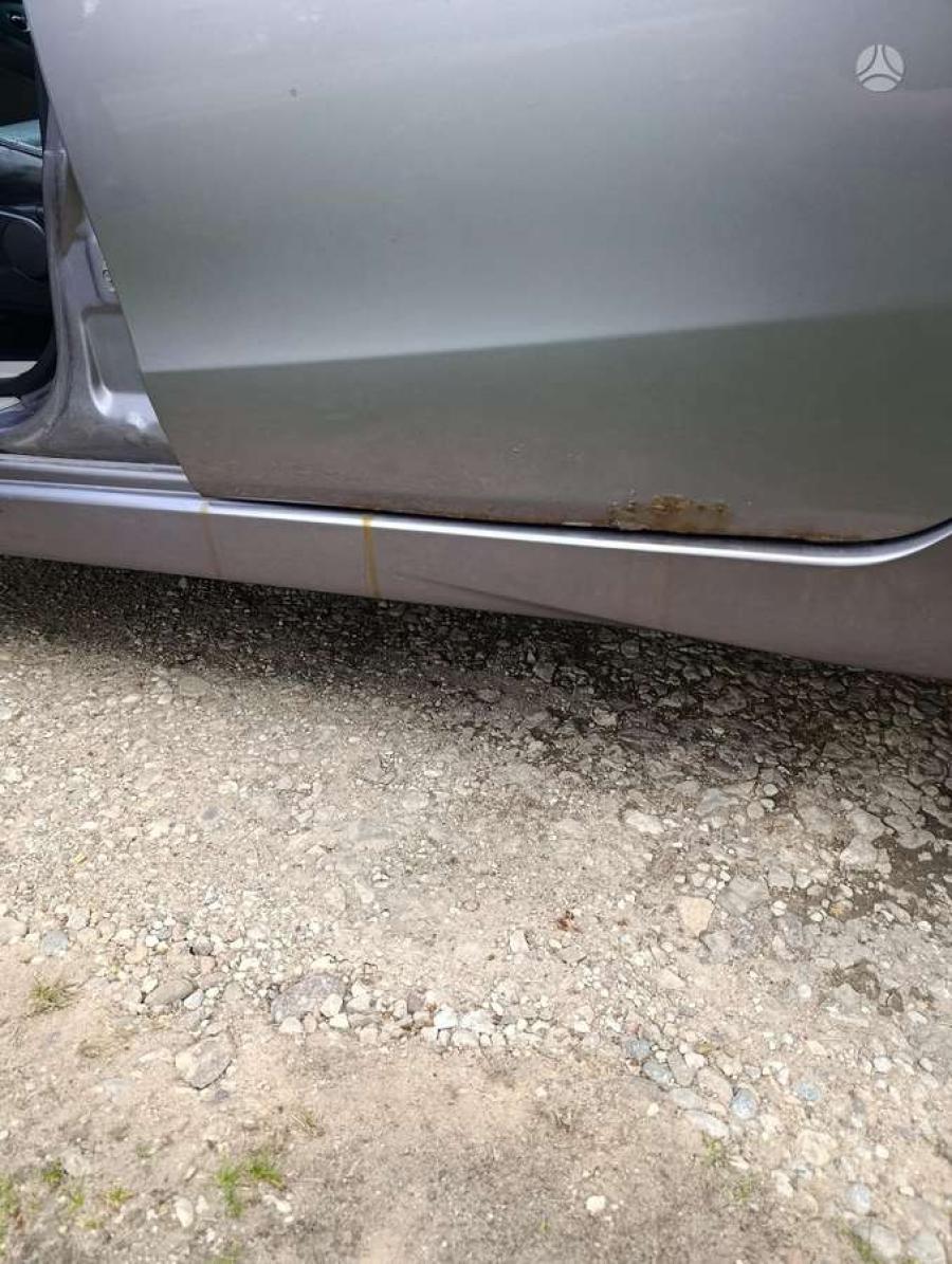 Violets Mitsubishi Grandis 2007 Viļņa, ar dzinēja tilpumu 2.00 L un nobraukumu 380 tūkst. km par 1700 €, foto 10 vietnē AUTOMOTO.COM.LV