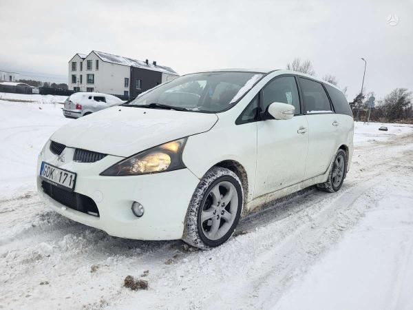 Balts Mitsubishi Grandis 2006 Viļņa, ar dzinēja tilpumu 2.00 L un nobraukumu 360 tūkst. km par 2100 €, foto 1 vietnē AUTOMOTO.COM.LV