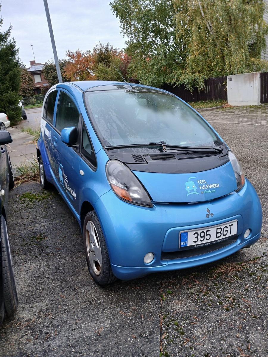 Zils Mitsubishi I-Miev 2012 Tallina, ar dzinēja tilpumu 0.00 L un nobraukumu 60 tūkst. km par 300 €, foto 2 vietnē AUTOMOTO.COM.LV