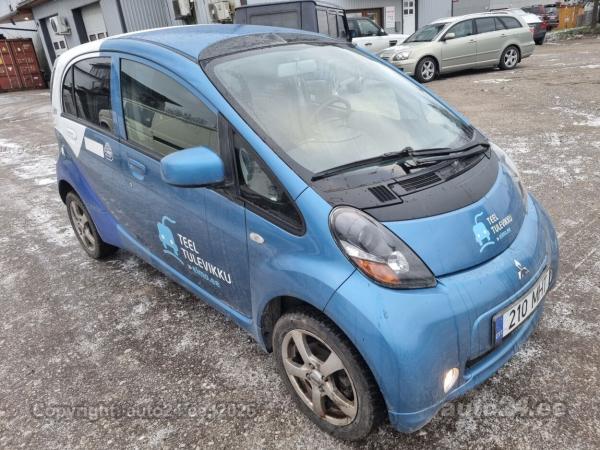 Zils Mitsubishi I-Miev 2012 Tallina, ar dzinēja tilpumu 0.00 L un nobraukumu 87 tūkst. km par 2200 €, foto 2 vietnē AUTOMOTO.COM.LV
