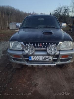 Black Mitsubishi l-200 2000 in Tallinn, with an engine capacity of 2.50 L and mileage of 299 thousand km for 4000 €, photo  on AUTOMOTO.COM.LV