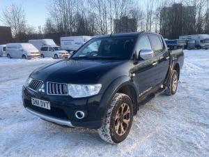 Melns Mitsubishi l-200 2011 Kauņa, ar dzinēja tilpumu 2.48 L un nobraukumu 191 tūkst. km par 3550 €, foto  vietnē AUTOMOTO.COM.LV