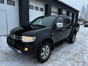 Melns Mitsubishi l-200 2014 Valga, ar dzinēja tilpumu 2.50 L un nobraukumu 359 tūkst. km par 2000 €, foto  vietnē AUTOMOTO.COM.LV