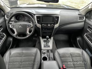 Melns Mitsubishi l-200 2020 Tallina, ar dzinēja tilpumu 2.30 L un nobraukumu 163 tūkst. km par 26999 €, foto 12 vietnē AUTOMOTO.COM.LV