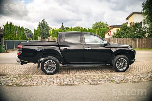 Melns Mitsubishi l-200 2021 Rīga, ar dzinēja tilpumu 2.30 L un nobraukumu 344 tūkst. km par 24188 €, foto 7 vietnē AUTOMOTO.COM.LV