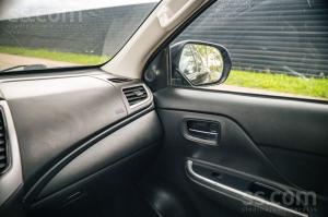 Melns Mitsubishi l-200 2021 Rīga, ar dzinēja tilpumu 2.30 L un nobraukumu 344 tūkst. km par 19990 €, foto 20 vietnē AUTOMOTO.COM.LV