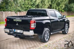 Melns Mitsubishi l-200 2021 Rīga, ar dzinēja tilpumu 2.27 L un nobraukumu 344 tūkst. km par 24188 €, foto 5 vietnē AUTOMOTO.COM.LV