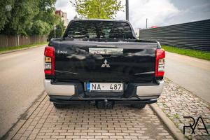 Melns Mitsubishi l-200 2021 Rīga, ar dzinēja tilpumu 2.27 L un nobraukumu 344 tūkst. km par 24188 €, foto 6 vietnē AUTOMOTO.COM.LV