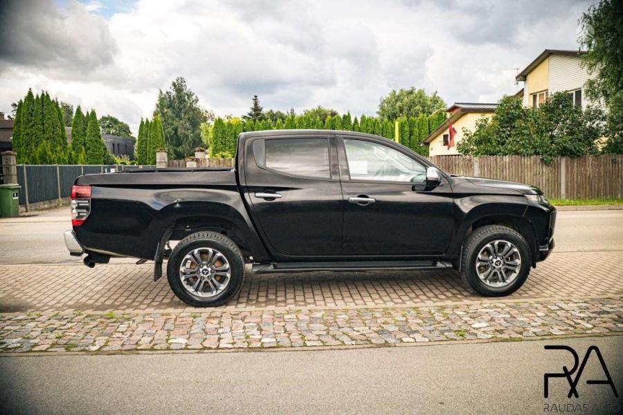 Melns Mitsubishi l-200 2021 Rīga, ar dzinēja tilpumu 2.27 L un nobraukumu 344 tūkst. km par 24188 €, foto 8 vietnē AUTOMOTO.COM.LV