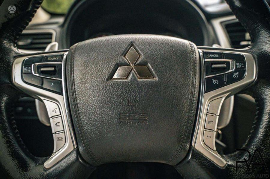 Melns Mitsubishi l-200 2021 Rīga, ar dzinēja tilpumu 2.27 L un nobraukumu 344 tūkst. km par 24188 €, foto 11 vietnē AUTOMOTO.COM.LV