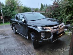 Black Mitsubishi l-200 2022 in Tallinn, with an engine capacity of 2.30 L and mileage of 116 thousand km for 29500 €, photo 1 on AUTOMOTO.COM.LV