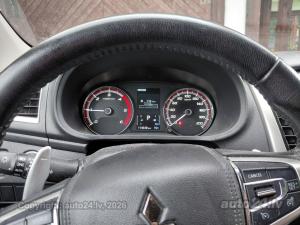Black Mitsubishi l-200 2022 in Tallinn, with an engine capacity of 2.30 L and mileage of 116 thousand km for 29500 €, photo 10 on AUTOMOTO.COM.LV