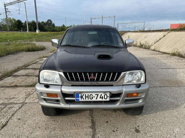 Black Mitsubishi l-200 2001 in Telschi, with an engine capacity of 2.50 L and mileage of 250 thousand km for 4000 €, photo 2 on AUTOMOTO.COM.LV