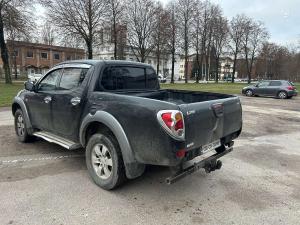 Melns Mitsubishi l-200 2006 Klaipėda, ar dzinēja tilpumu 2.48 L un nobraukumu 356 tūkst. km par 3800 €, foto 7 vietnē AUTOMOTO.COM.LV
