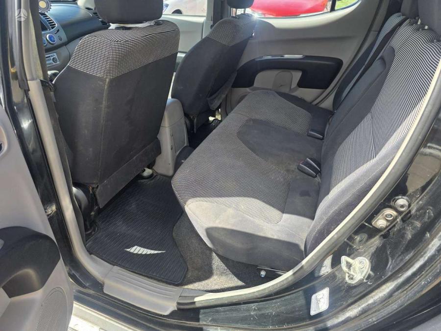 Melns Mitsubishi l-200 2006 Marijampole, ar dzinēja tilpumu 2.50 L un nobraukumu 317 tūkst. km par 5350 €, foto 9 vietnē AUTOMOTO.COM.LV