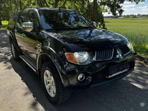 Black Mitsubishi l-200 2007 in Panevezys, with an engine capacity of 2.48 L and mileage of 325 thousand km for 7500 €, photo  on AUTOMOTO.COM.LV