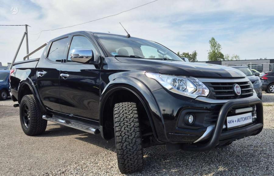 Black Mitsubishi l-200 2017 in Kaunas, with an engine capacity of 2.44 L and mileage of 190 thousand km for 13450 €, photo 6 on AUTOMOTO.COM.LV