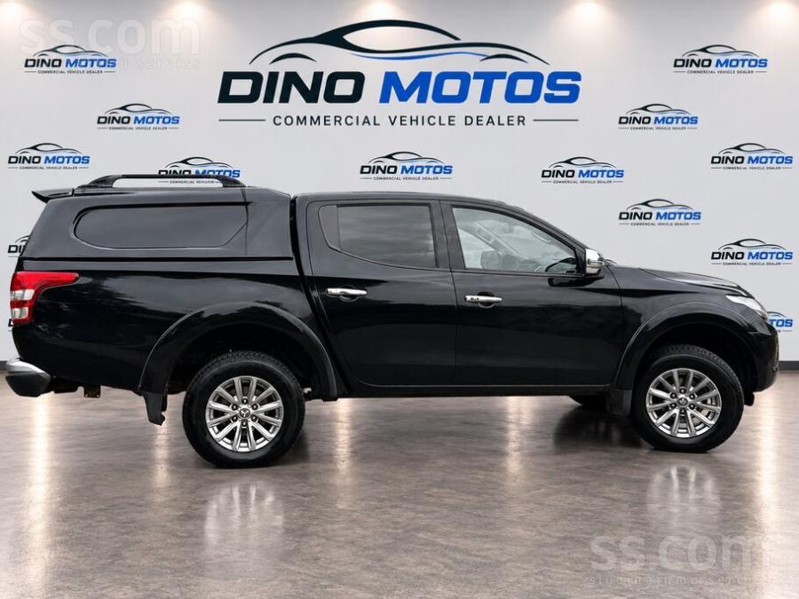 Black Mitsubishi l-200 2017 in Riga, with an engine capacity of 2.40 L and mileage of 265 thousand km for 13800 €, photo 7 on AUTOMOTO.COM.LV
