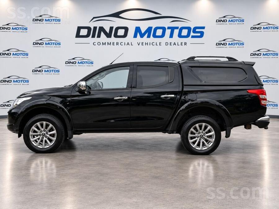 Black Mitsubishi l-200 2017 in Riga, with an engine capacity of 2.40 L and mileage of 265 thousand km for 13800 €, photo 11 on AUTOMOTO.COM.LV