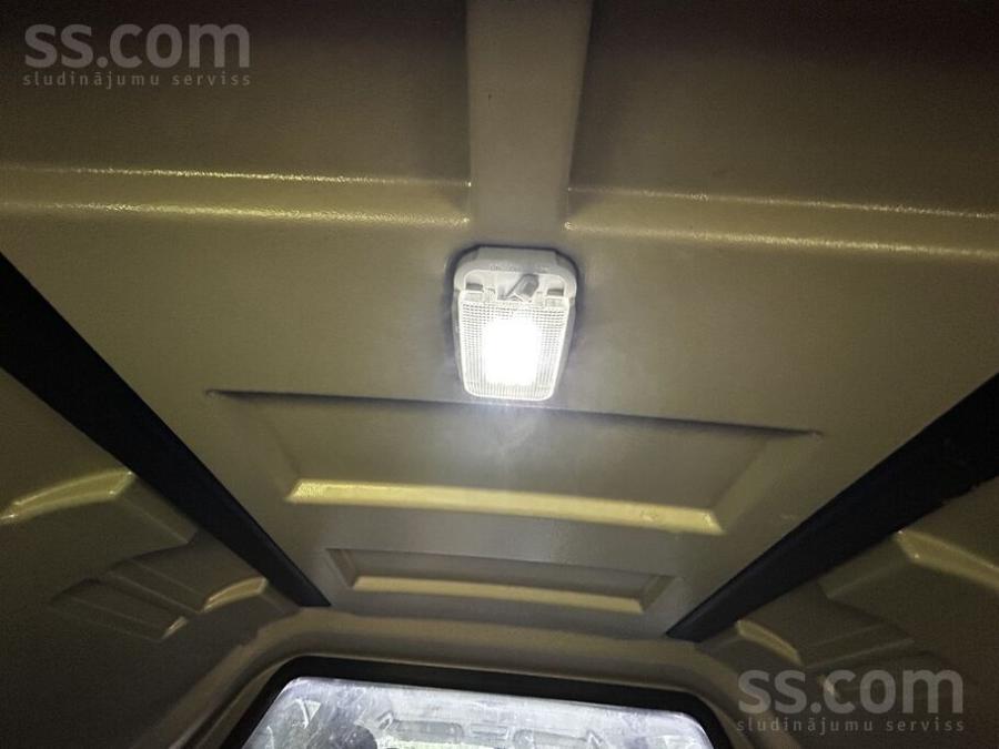 Black Mitsubishi l-200 2017 in Riga, with an engine capacity of 2.40 L and mileage of 265 thousand km for 13800 €, photo 20 on AUTOMOTO.COM.LV