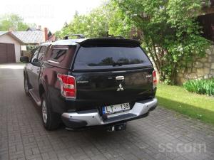 Black Mitsubishi l-200 2018 in Riga, with an engine capacity of 2.40 L and mileage of 112 thousand km for 12490 €, photo 10 on AUTOMOTO.COM.LV