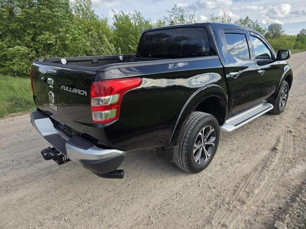 Black Mitsubishi l-200 2018 in Siauliai, with an engine capacity of 2.44 L and mileage of 200 thousand km for 13700 €, photo 5 on AUTOMOTO.COM.LV