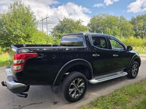 Melns Mitsubishi l-200 2018 Šauļi, ar dzinēja tilpumu 2.40 L un nobraukumu 200 tūkst. km par 12800 €, foto 4 vietnē AUTOMOTO.COM.LV