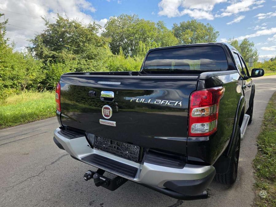 Melns Mitsubishi l-200 2018 Šauļi, ar dzinēja tilpumu 2.40 L un nobraukumu 200 tūkst. km par 12800 €, foto 5 vietnē AUTOMOTO.COM.LV