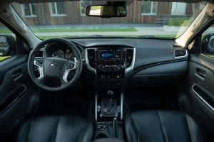Melns Mitsubishi l-200 2019 Dobele, ar dzinēja tilpumu 2.44 L un nobraukumu 282 tūkst. km par 19965 €, foto 9 vietnē AUTOMOTO.COM.LV