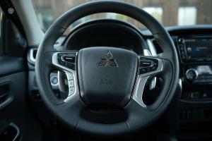 Melns Mitsubishi l-200 2019 Dobele, ar dzinēja tilpumu 2.44 L un nobraukumu 282 tūkst. km par 19965 €, foto 11 vietnē AUTOMOTO.COM.LV
