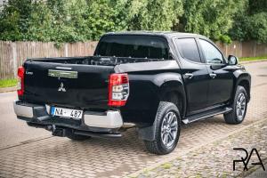 Melns Mitsubishi l-200 2021 Rīga, ar dzinēja tilpumu 2.30 L un nobraukumu 344 tūkst. km par 24188 €, foto 4 vietnē AUTOMOTO.COM.LV