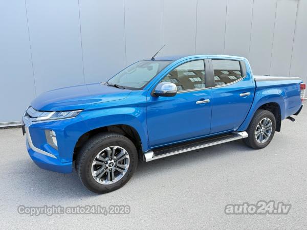Zils Mitsubishi l-200 2020 Tallina, ar dzinēja tilpumu 2.30 L un nobraukumu 219 tūkst. km par 26500 €, foto 4 vietnē AUTOMOTO.COM.LV