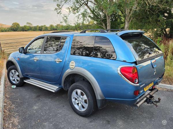 Blue Mitsubishi l-200 2008 in Telschi, with an engine capacity of 2.50 L and mileage of 112 thousand km for 5200 €, photo 3 on AUTOMOTO.COM.LV