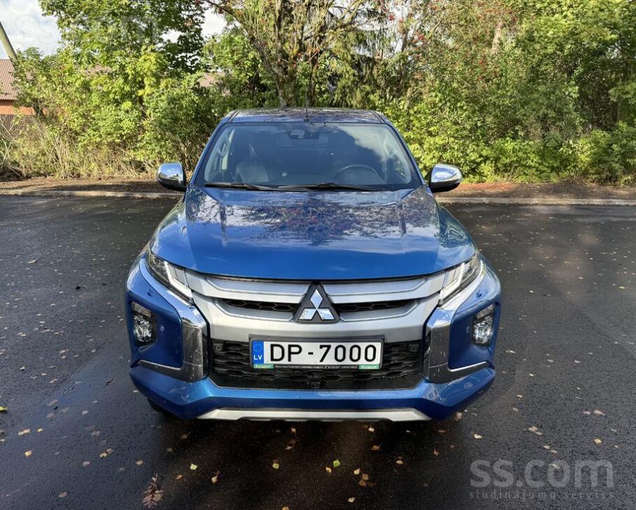 Zils Mitsubishi l-200 2021 Balvi, ar dzinēja tilpumu 2.20 L un nobraukumu 150 tūkst. km par 26500 €, foto 3 vietnē AUTOMOTO.COM.LV