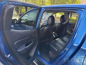 Zils Mitsubishi l-200 2021 Balvi, ar dzinēja tilpumu 2.20 L un nobraukumu 150 tūkst. km par 26500 €, foto 8 vietnē AUTOMOTO.COM.LV